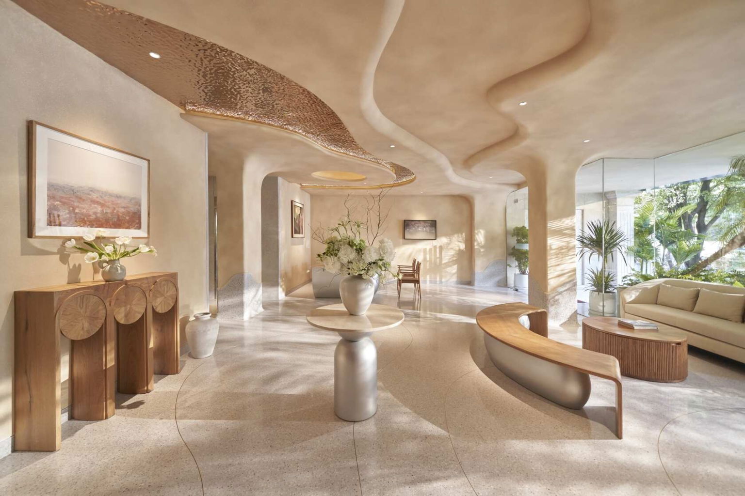 4-star Hotel: Standards, Requirements & Benefits 2025